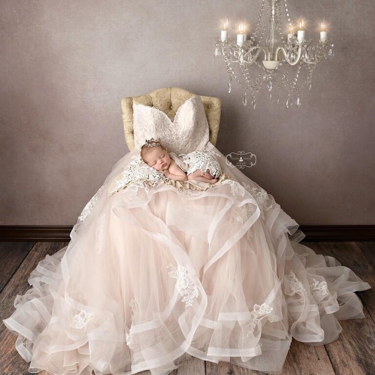 Newborn Gallery - Southwest Florida Luxury Portrait Photographer ...
